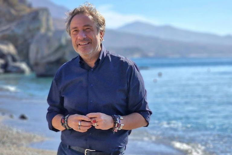 Mario Tozzi è primo ospite del 2026 alle Vecchie Segherie Mastrototaro